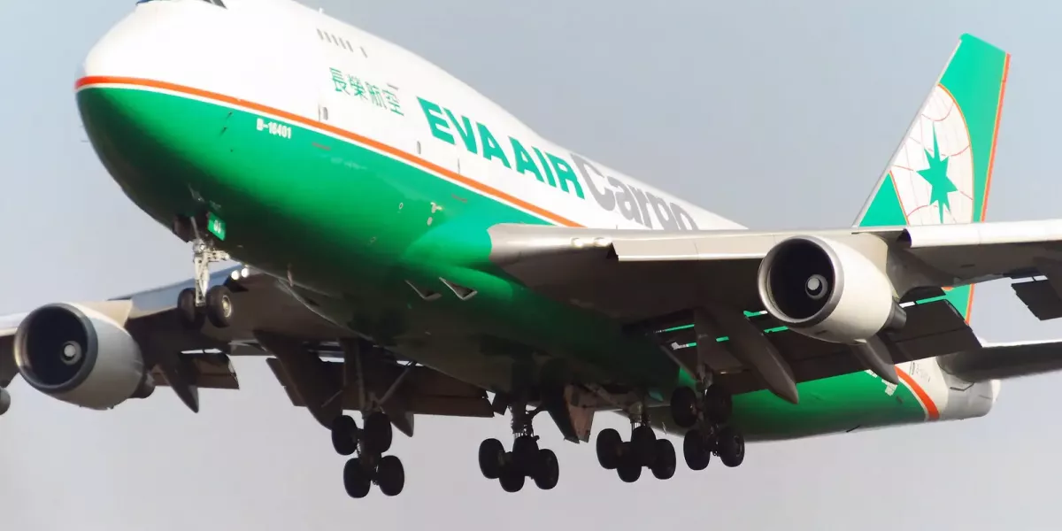 EVA Air Contact Information for Complaints, Compensation